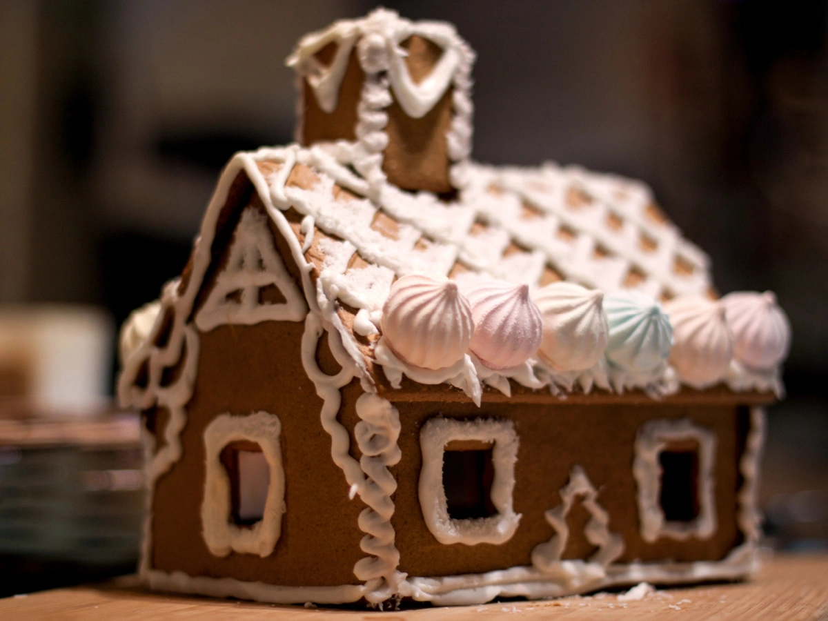 German Gingerbread House Recipe: Oma's Traditional Lebkuchen