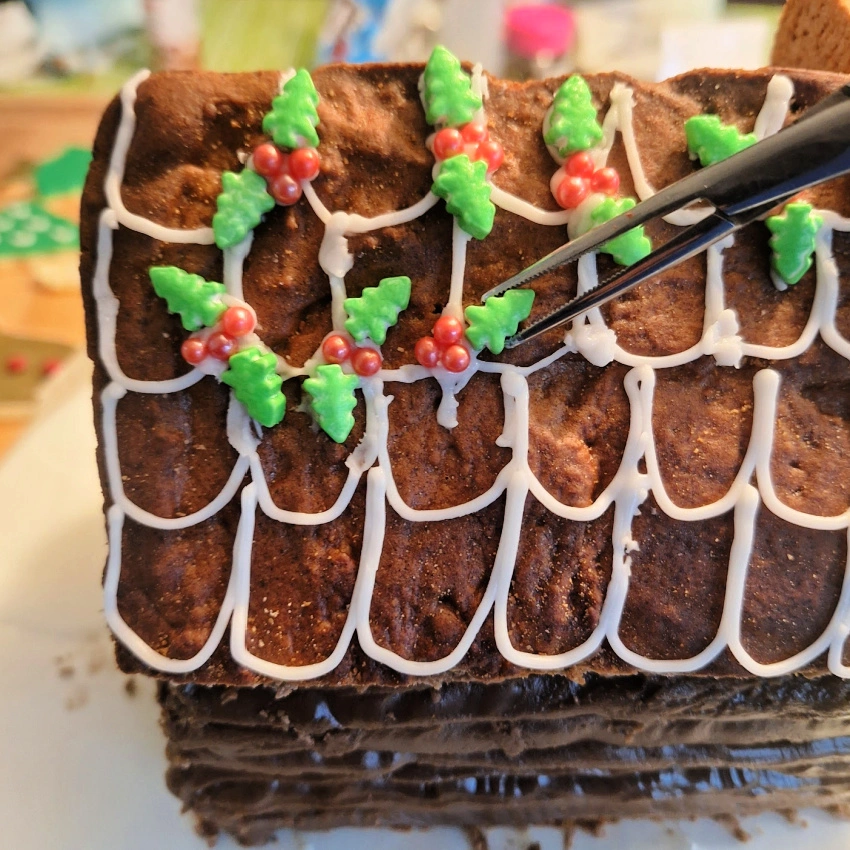 German Gingerbread House Recipe: Oma's Traditional Lebkuchen