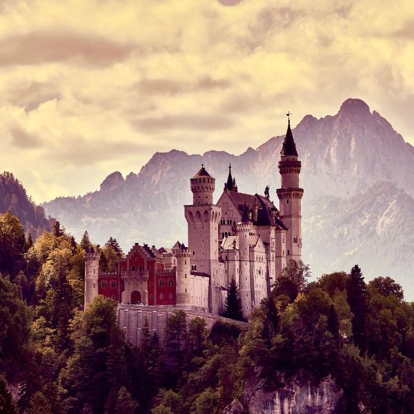 Famous Architecture in Germany: Iconic Landmarks and Buildings